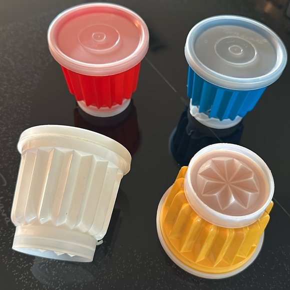 Tupperware | Kitchen | Tupperware Mini Jello Molds Vintage Primary ...